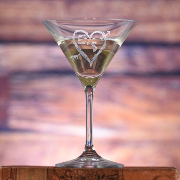 Why Custom Cocktail Glasses Are The Ultimate Gift？ - Lida Glassware